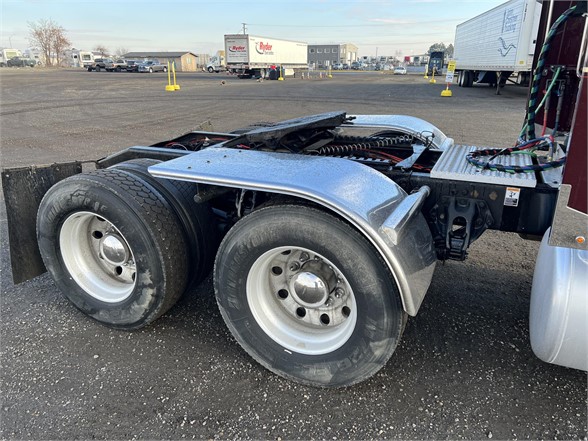 2018 PETERBILT 389 467646 - Jim’s Pacific